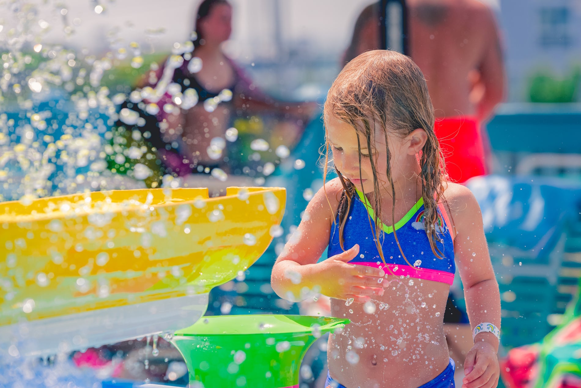 Home | Thundering Surf