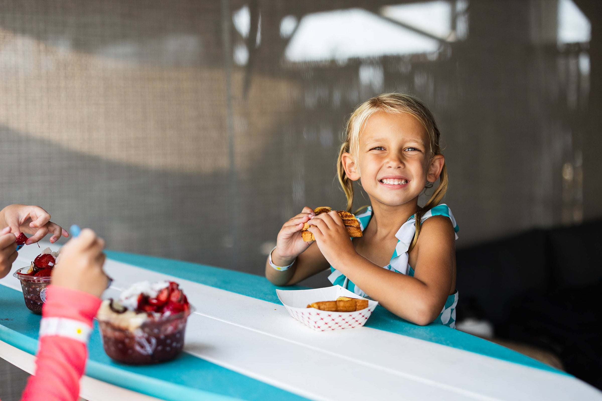 Home | Thundering Surf